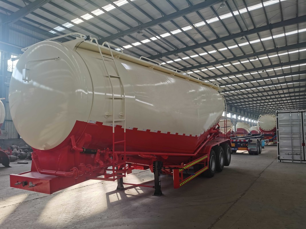 3 Axle Bulker Cement Tanker Trailer 10000 Gallon 42 Cubic Meters Fly ...